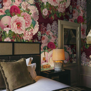 Dark "Velvet" Floral Wallpaper – Wallpapers4Beginners